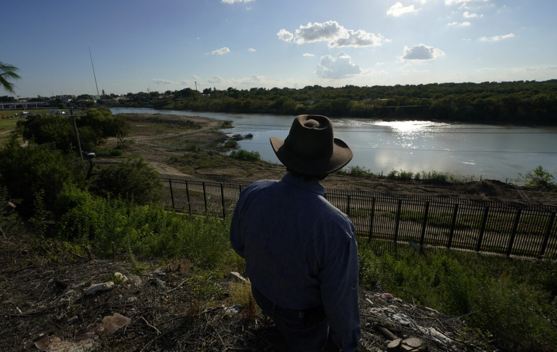 Texas is using disaster declarations to install buoys, razor wire on ...